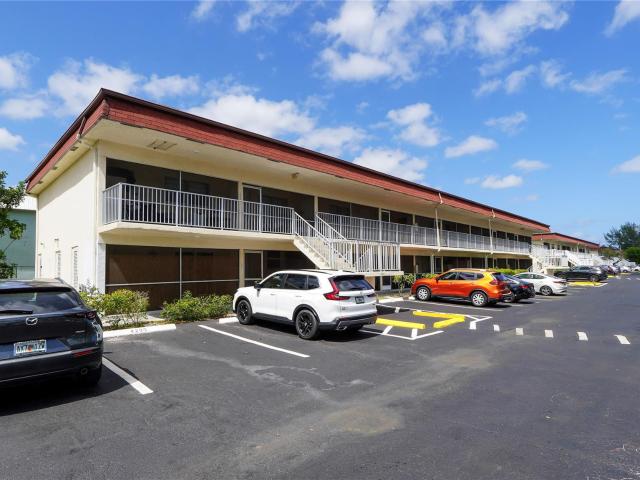 5377 SW 40th Ave, Unit 105, Fort Lauderdale, FL 33314 | MLS #F10498 | Compass