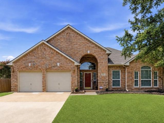 5371 Natchez Trl, Fort Worth, TX 76137