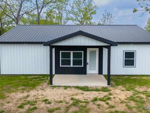 5371 County Road 8800, West Plains, MO 65775