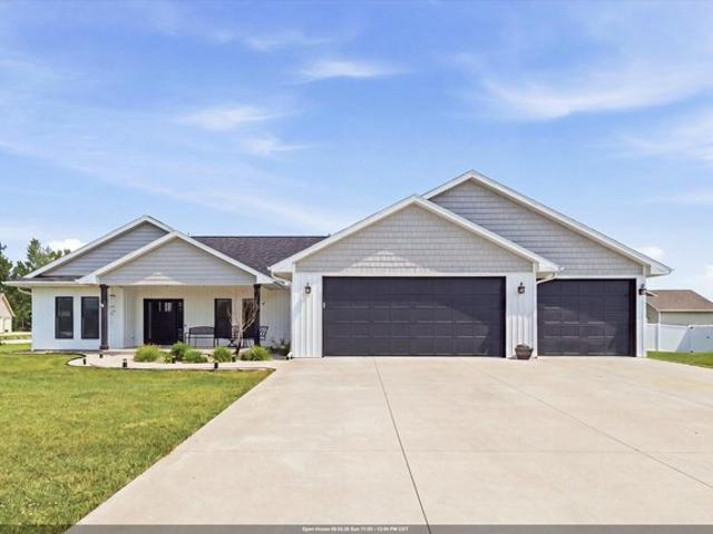 5372 Pasture Ct, Omro, WI 54963