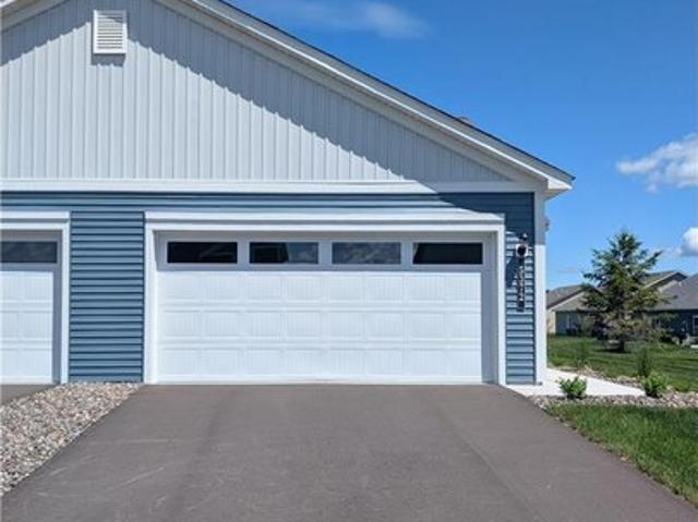 5372 th St, North Branch, MN 55056