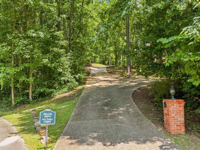 537 Creekwood Place # 537