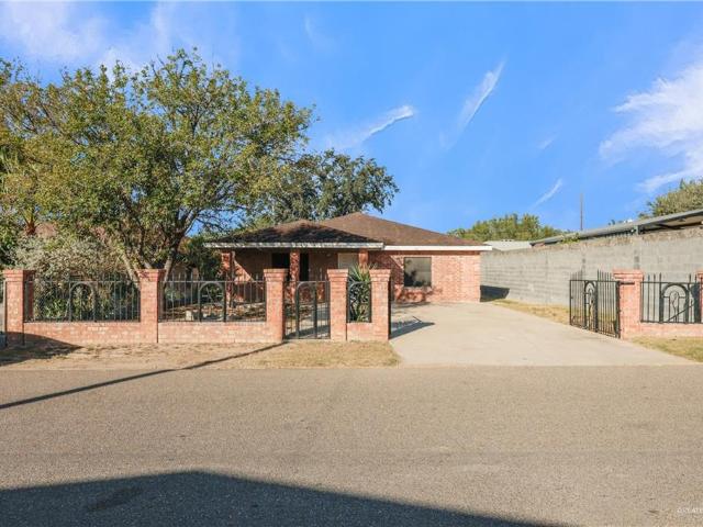 537 Benito Street