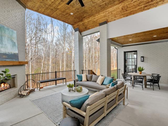 537 Divine Court