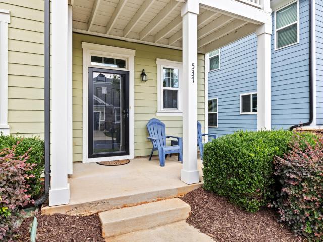 537 Duchart Lane