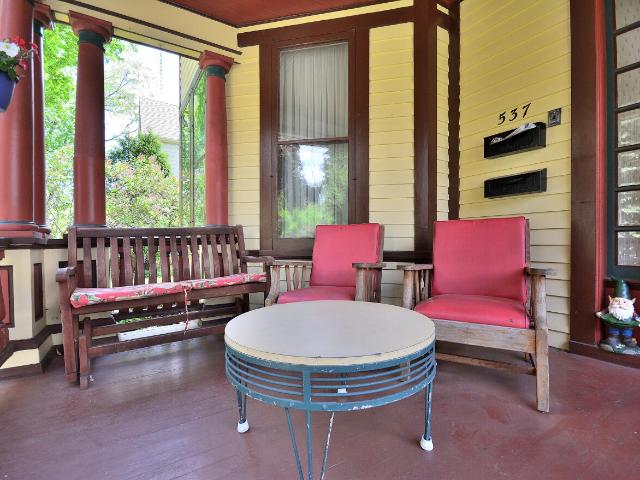 537 Dunbar Ave