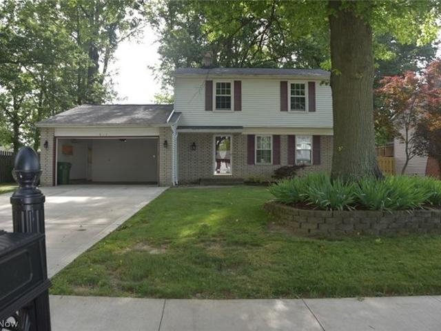 537 Howells Ct, Eastlake, OH 44095