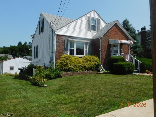 537 John Mitchell Ave