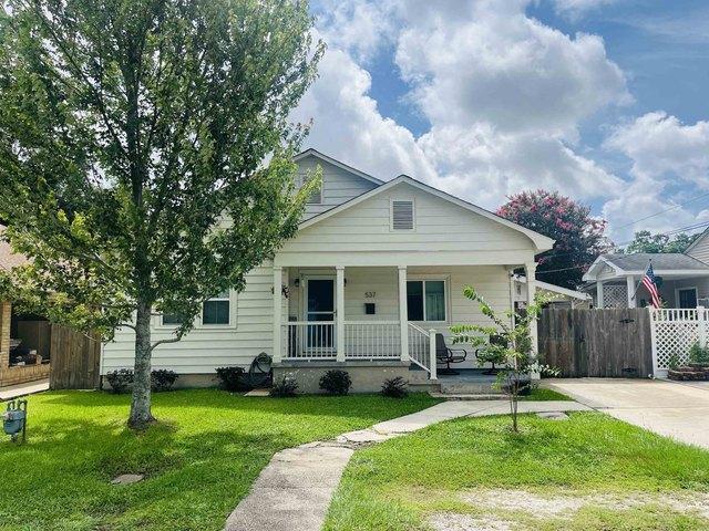 537 Oak St, Marrero, LA 70072
