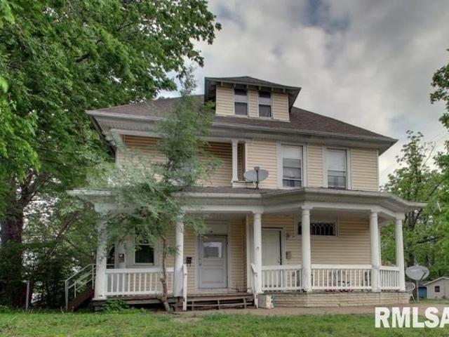537 Locust St, Quincy, IL 62301