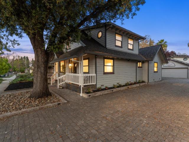 537 Mountain View Avenue