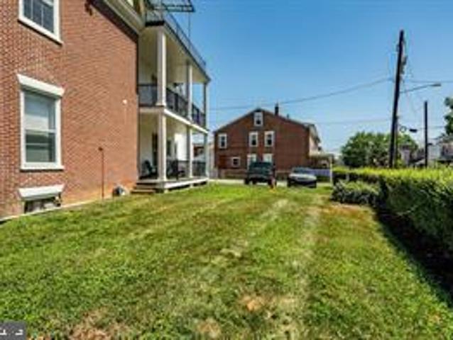 537 S Walnut Street # 6