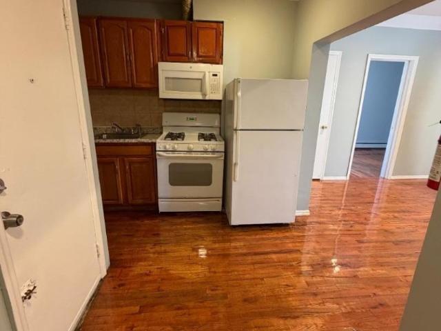 537 Summer St