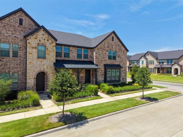 537 Parkside Drive