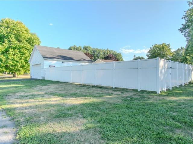 537 Proctor Avenue