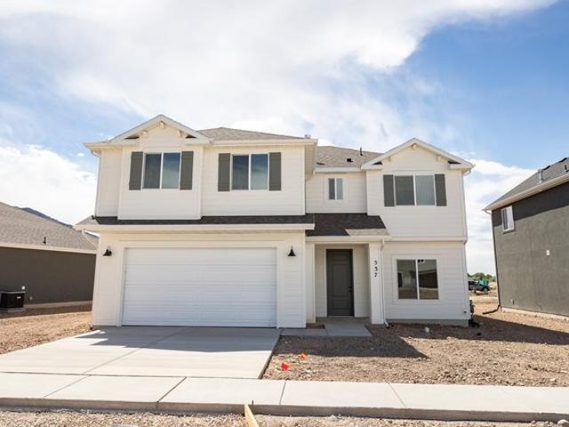 537 W 1850 N, Harrisville, UT 84404