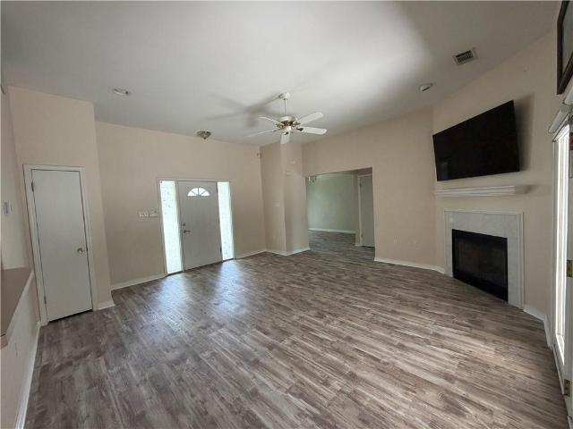 537 W Marlin Court