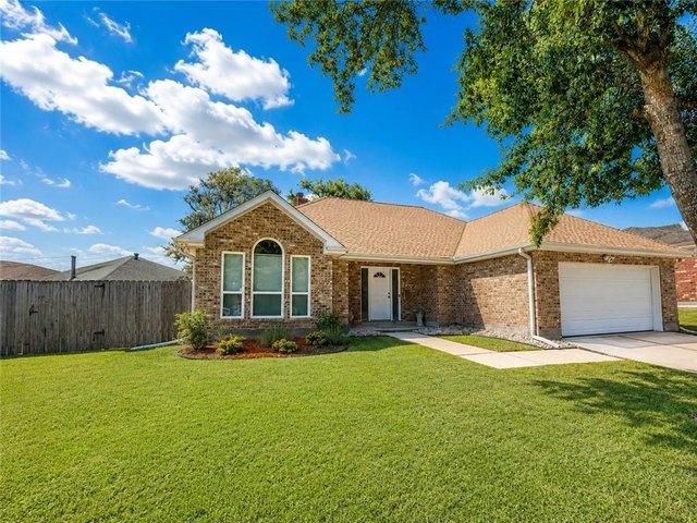 537 W Marlin Ct, Gretna, LA 70056