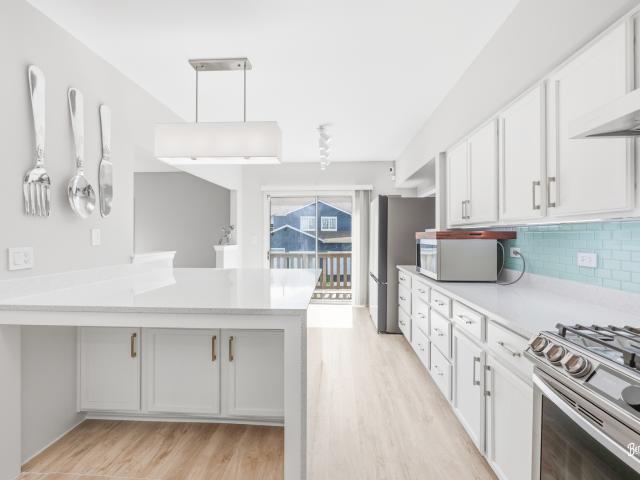 537 W Parkside Drive
