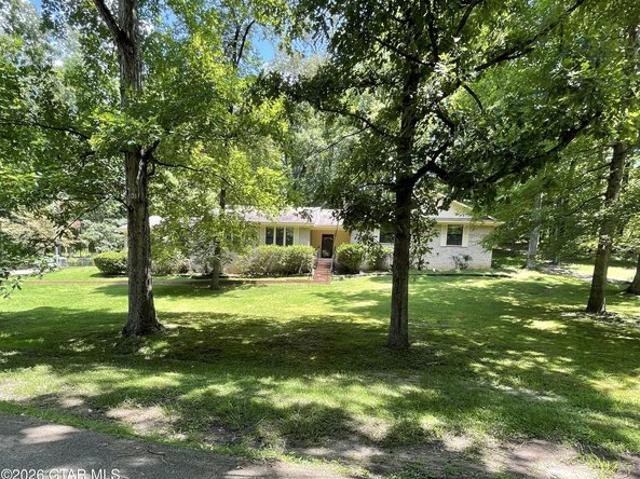 537 Woodland Heights Dr, Columbus, MS 39705