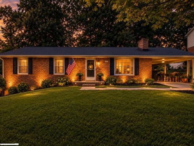 537 Tamworth Dr, Danville, VA 24540