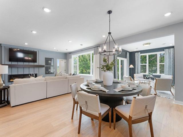 537 Tulare Terrace