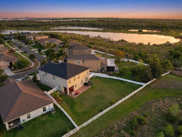 537 Vista Ridge Dr, Ruskin, FL 33570 | MLS #TB8489 | Compass