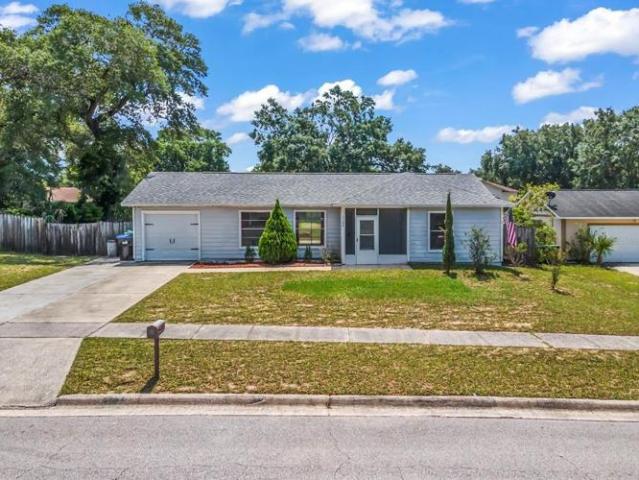 5384 Falling Water Dr, Orlando, FL 32818