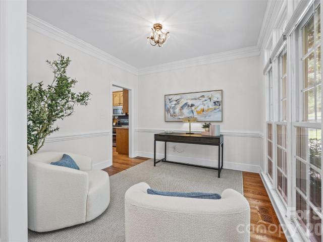 5385 Apple Glen Drive