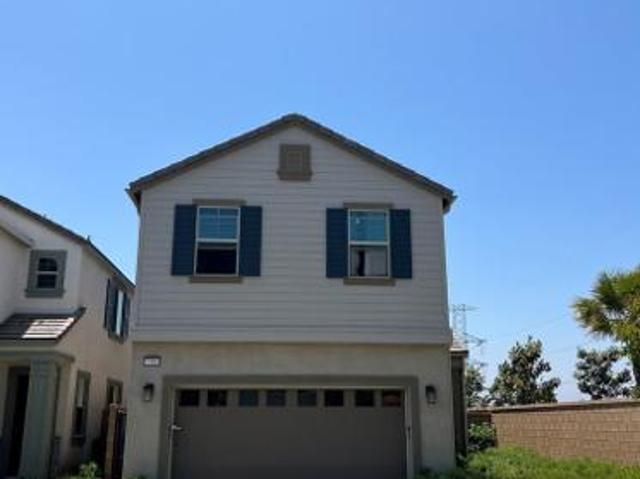 5386 Vicenza Ln, Fontana, CA 92336