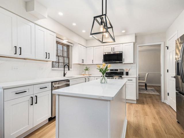 5387 Candlewood Ct, Lisle, IL 60532 | Compass