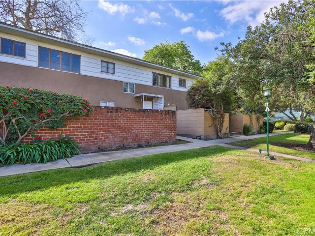 5389 1/2 Village, Los Angeles, CA 90016 | MLS #DW26025
