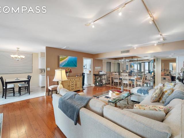 5380 N Ocean Dr 10B, Singer Island, FL