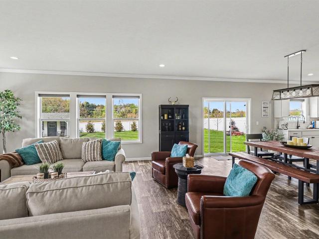 5380 Brinson Lane