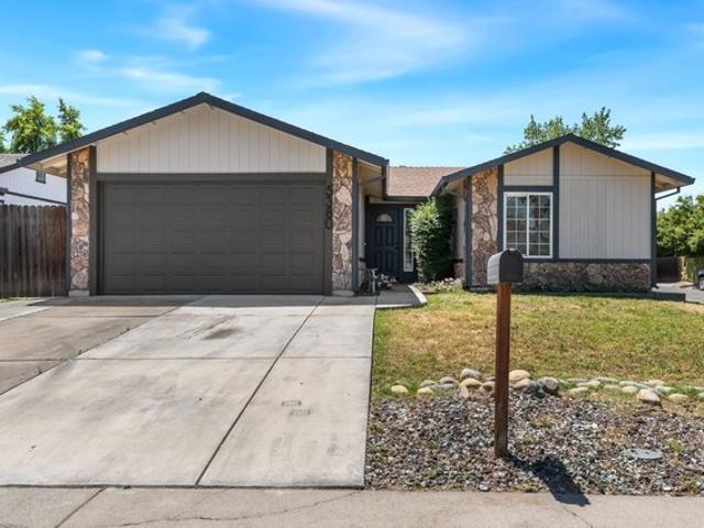 5380 Troutdale Way, Sacramento, CA 95823