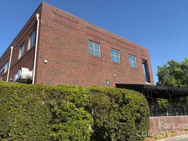 5380 Village Drive