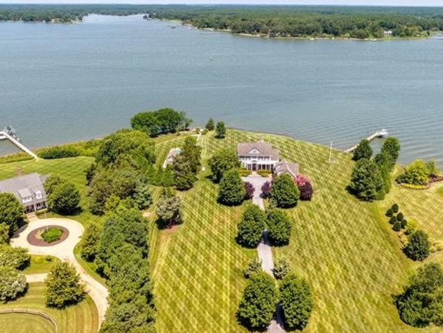 5381 Morgans Point Dr, Oxford, MD 21654