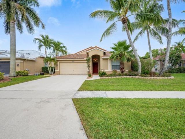5381 Oakmont Village Cir, Lake Worth, FL 33463