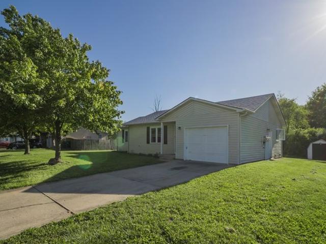 5381 Collett Dr E, Camby, IN 46113
