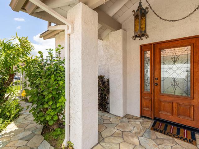 5382 Meadowbluff Court