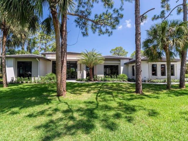 5382 Sea Biscuit Rd, Palm Beach Gardens, FL 33418