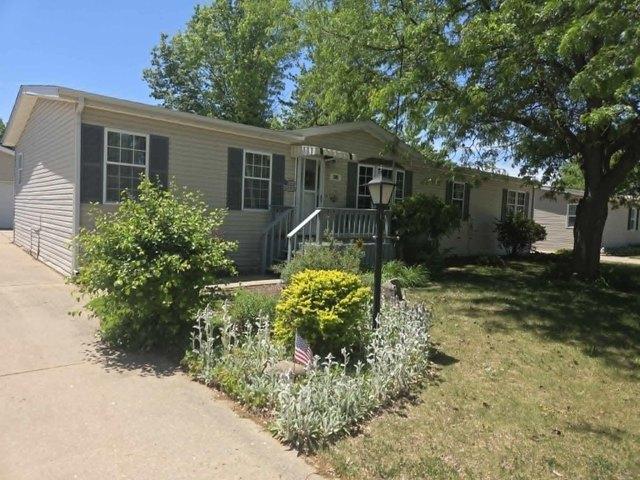 5383 Heartwood Ln, Roscoe, IL 61073