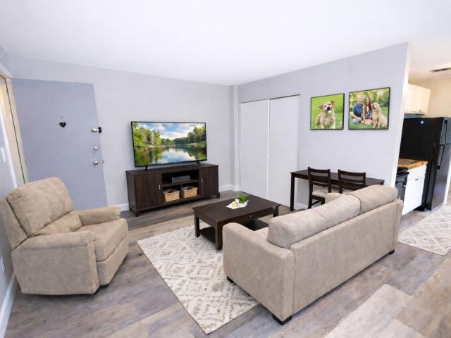 5383 Sunnyslope Rd