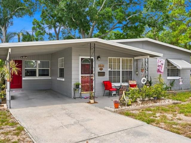 538 82nd Ave N, Saint Petersburg, FL 33702