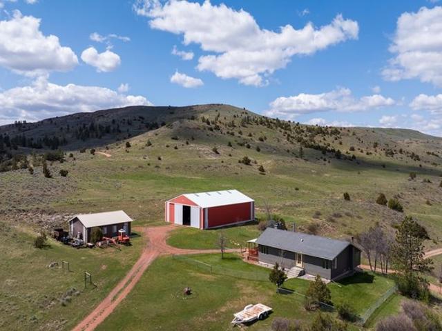 538 Ash Creek Rd, Sheridan, WY 82801