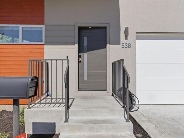 538 Dean Street