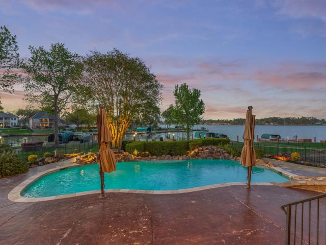 538 French Kingston Ct, Montgomery, TX 77356 | Compass