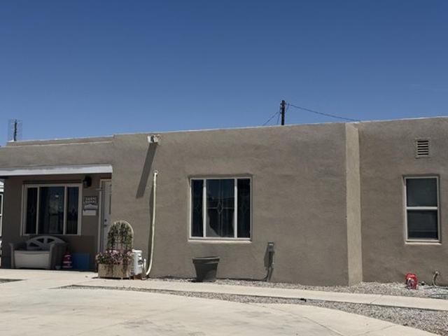 538 Linda Vista Dr, Alamogordo, NM 88310