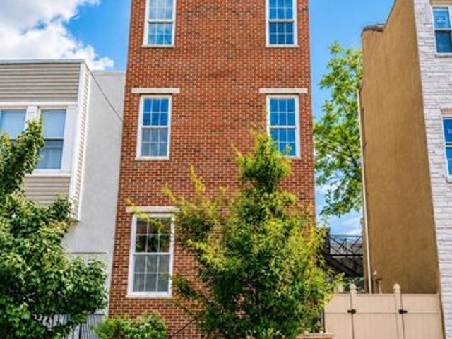 538 Mifflin St, Philadelphia, PA 19148