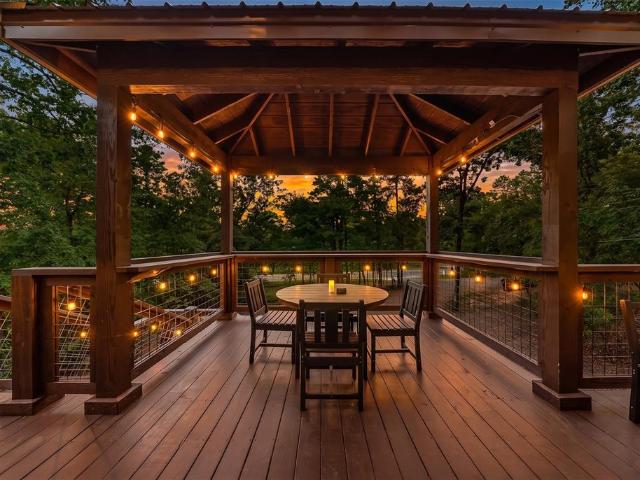 538 N State Highway 259A